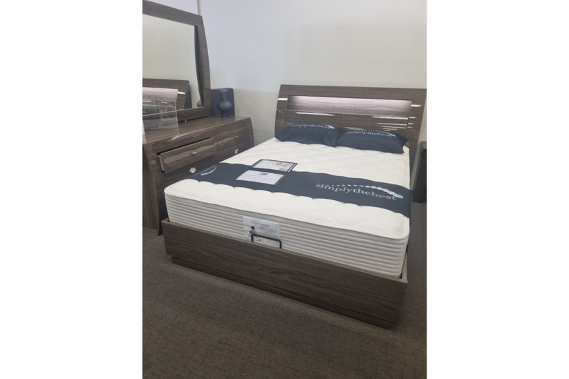 Matrix Gas Lift Bed White – BEDS4U